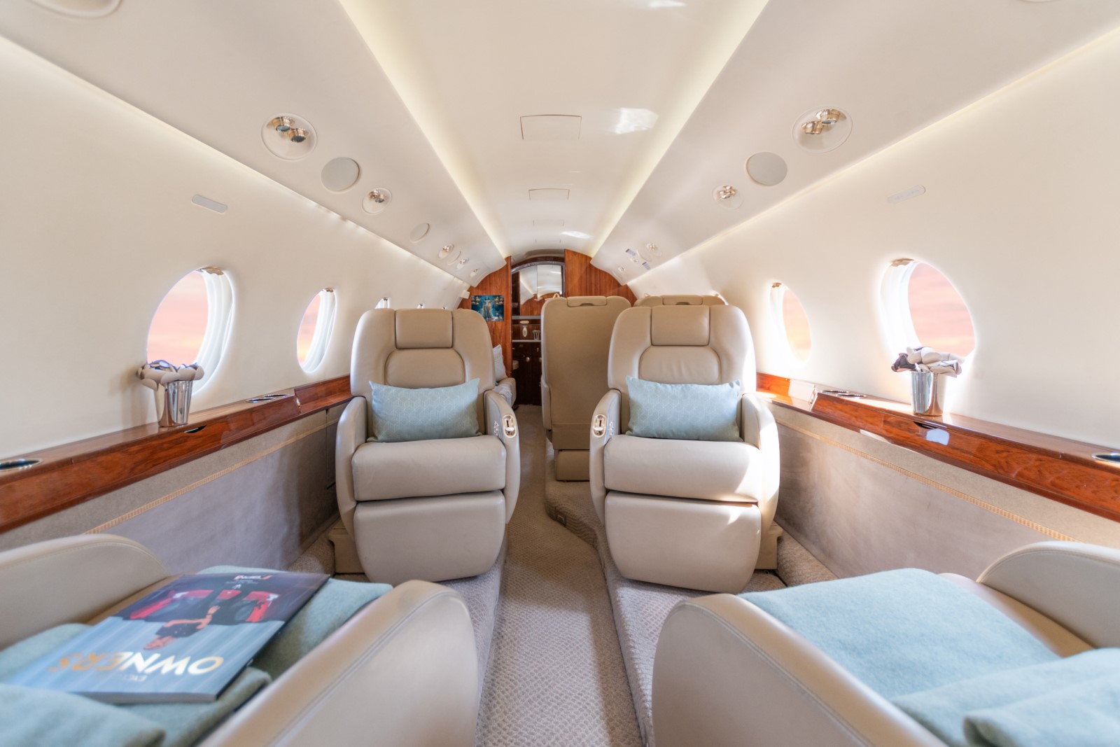 GULFSTREAM G200 | Private Jet | Global Jet